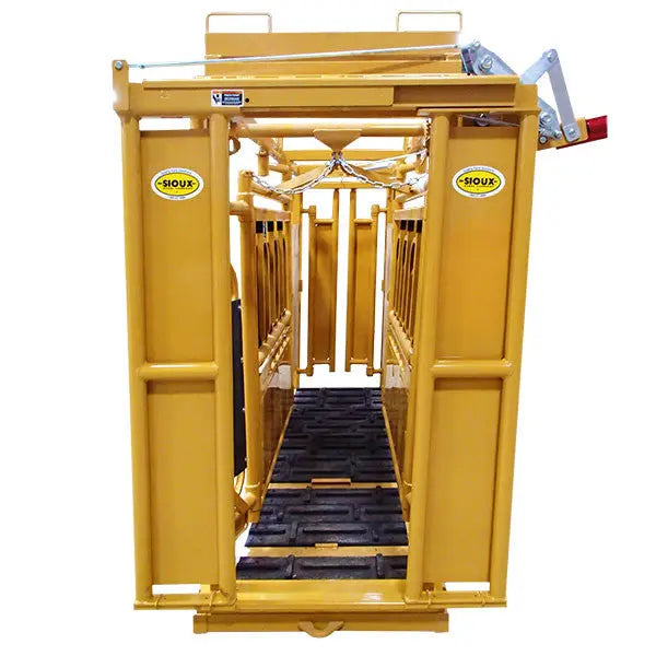 Squeeze Chute with Left or Right Handed Manual Head Gate – Ag Parts Direct